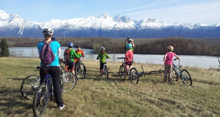 5 Best Mountain Bike Rides in Alaska - Bikeably